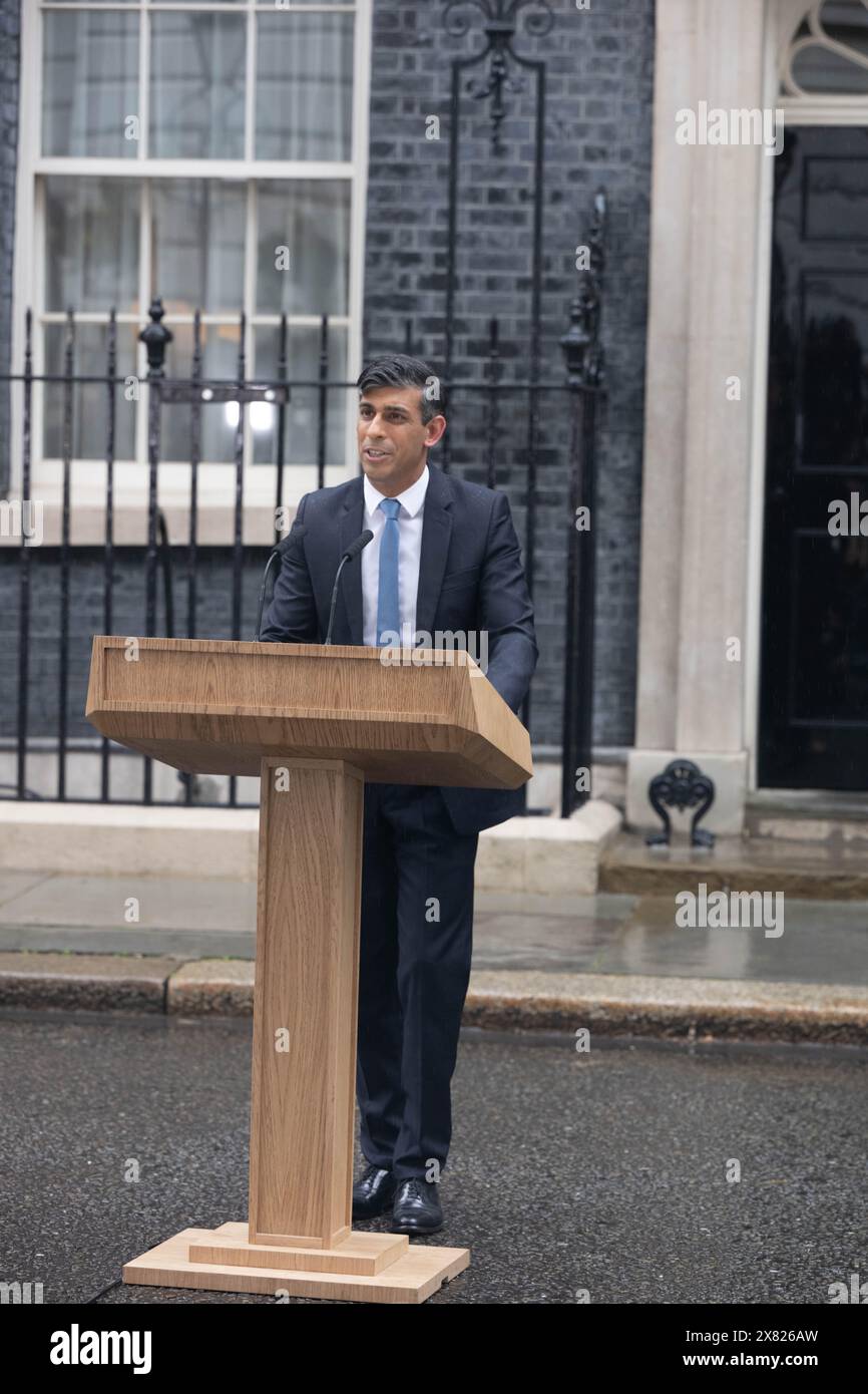 London, UK. 22nd May, 2024. Rishi Sunak, Prime Minister, announces a ...