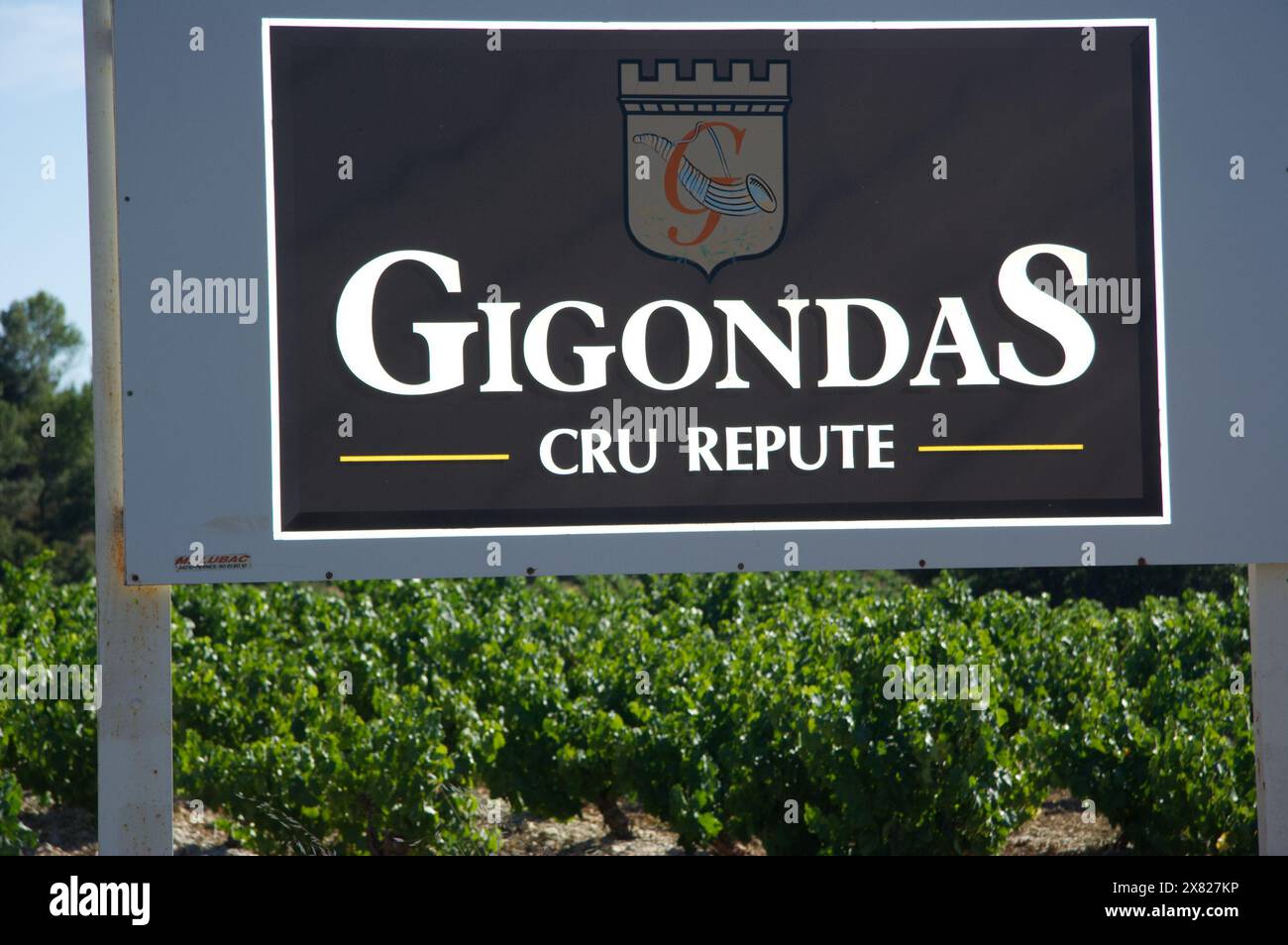 Vignoble gigondas hi-res stock photography and images - Alamy