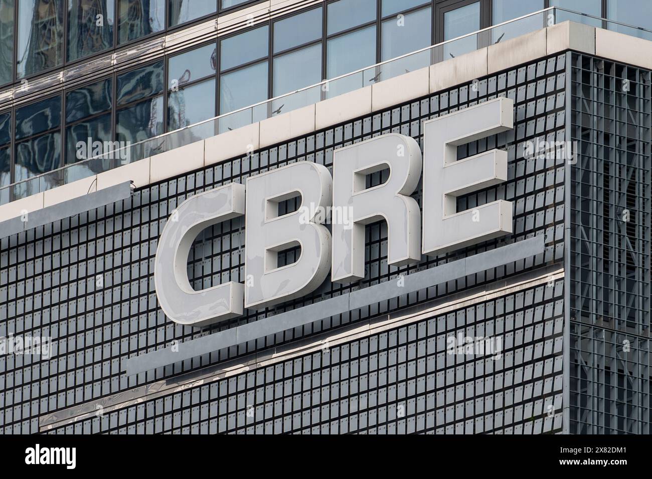 Cbre logo hi-res stock photography and images - Alamy