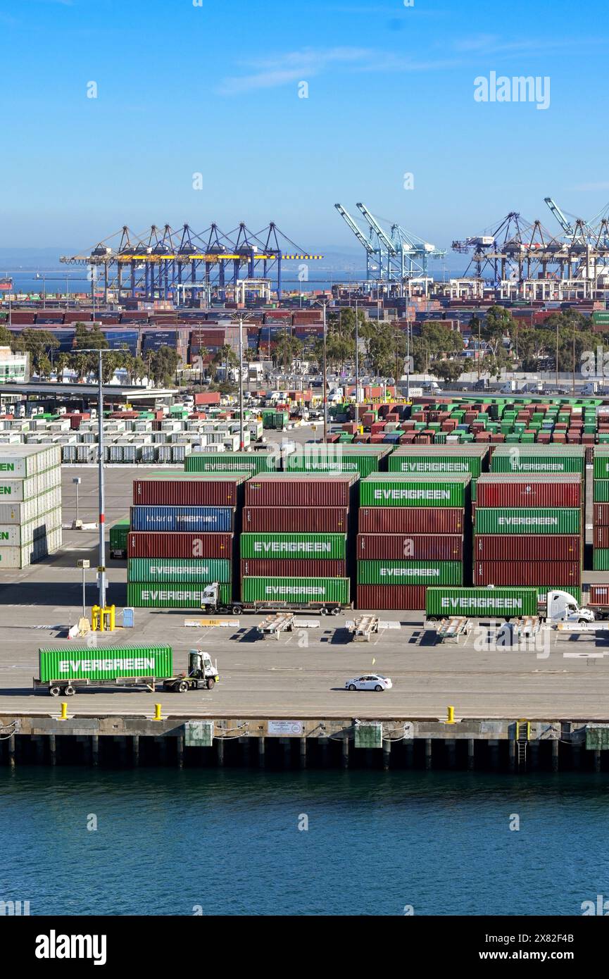 Los Angeles, California, USA - 12 January 2024: Articulated lorry ...