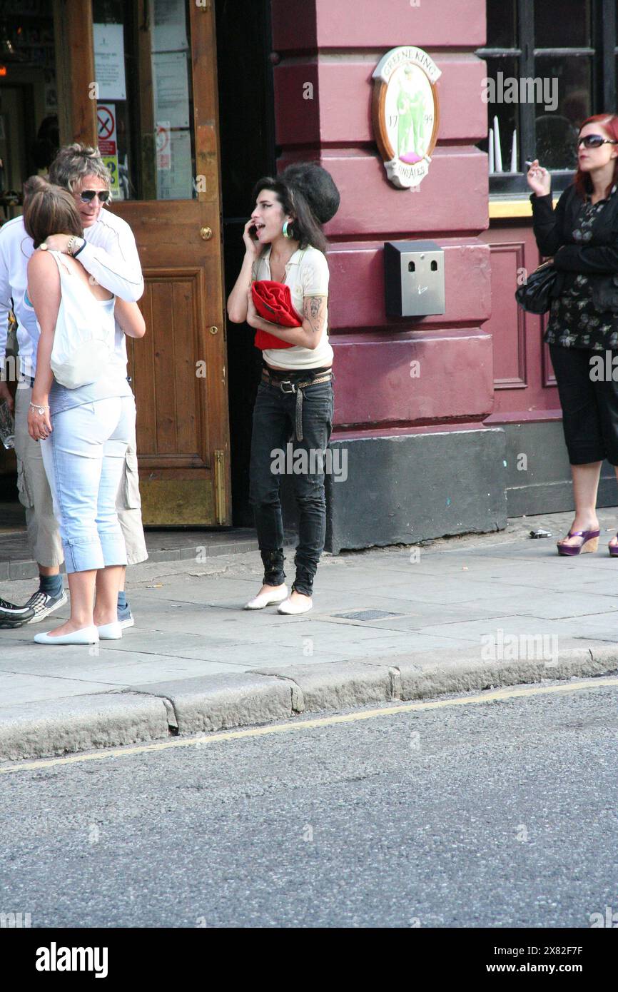 Hawley arms camden amy winehouse hi-res stock photography and images ...