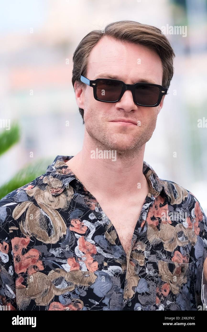Cannes, France. 22nd May, 2024. Hugh Skinner poses at the Photocall for ...