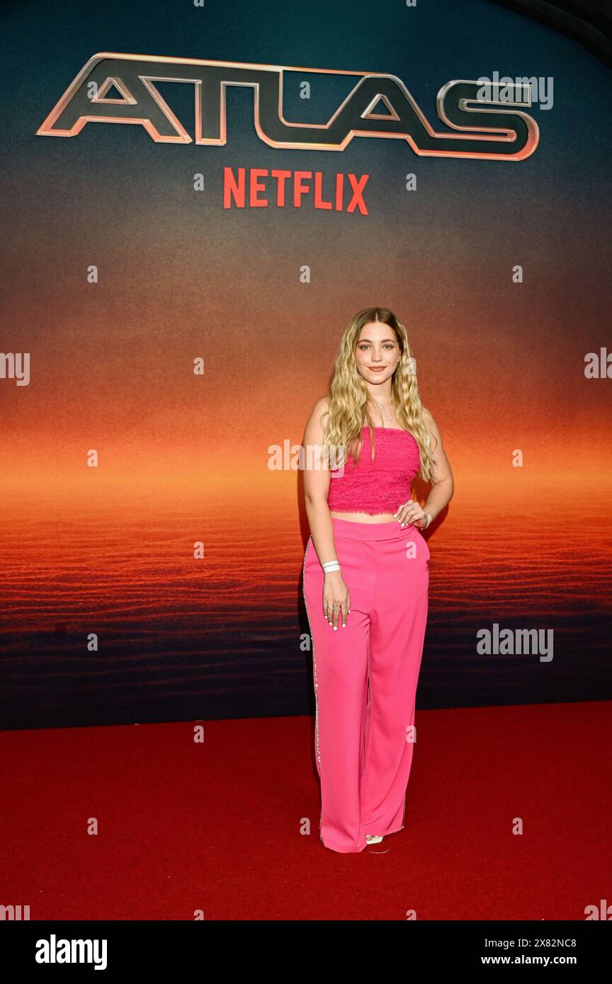 Atlas Red Carpet in Mexico City Mari Palma Attends the red carpet of ...