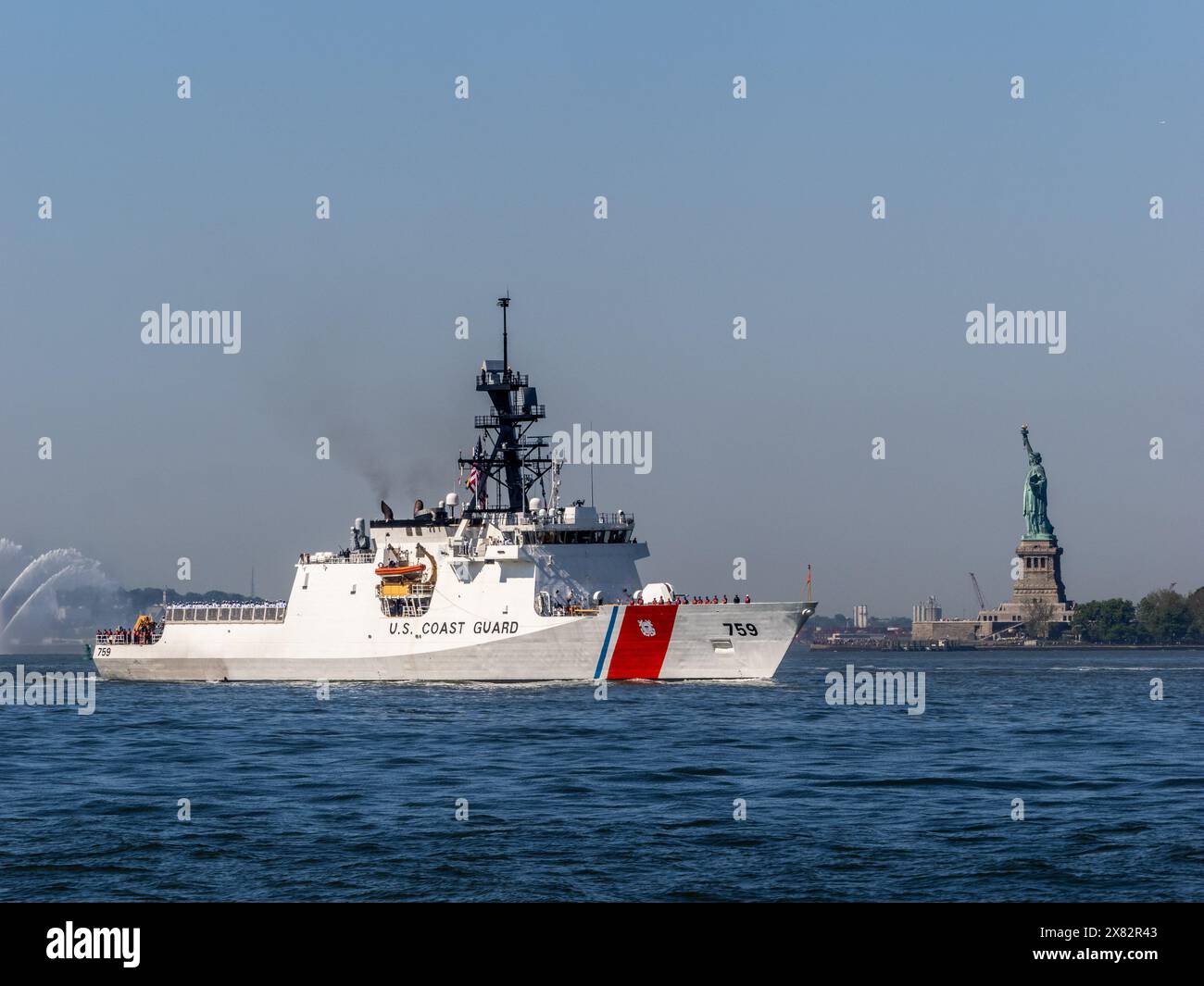 Legend class cutter hi-res stock photography and images - Alamy