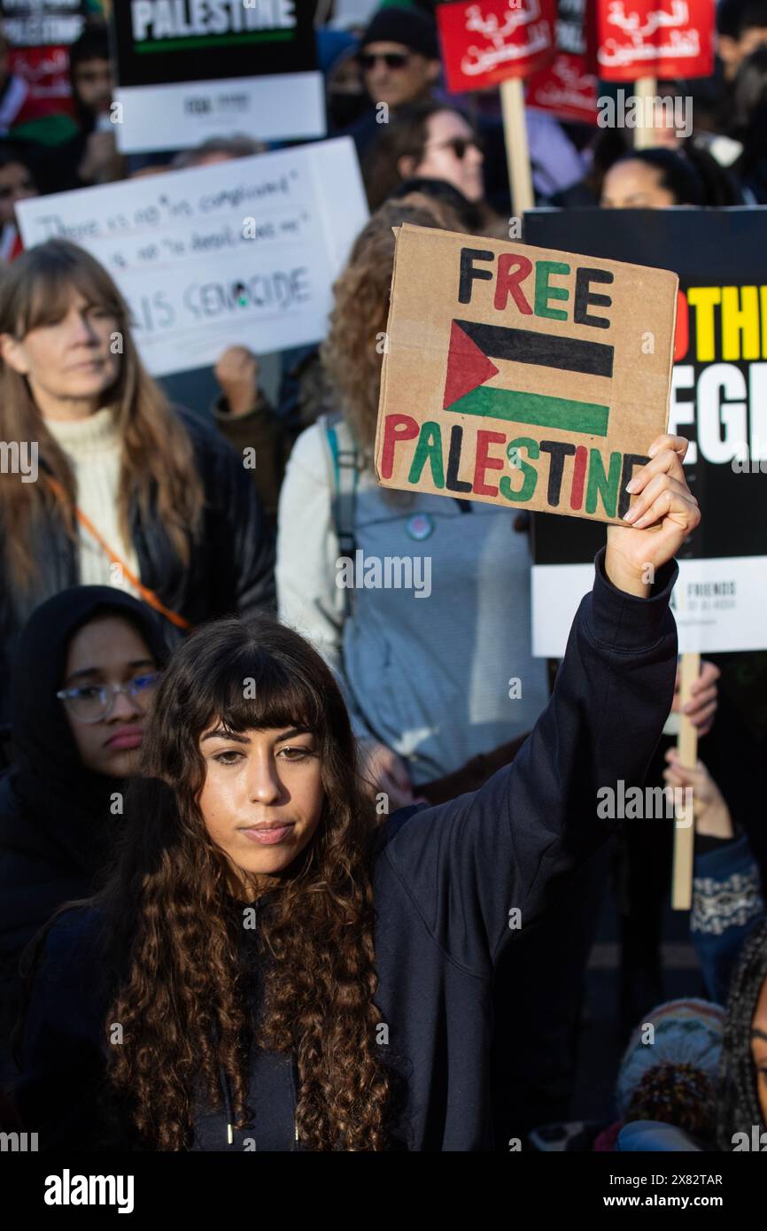 Pro palestine sticker hi-res stock photography and images - Alamy