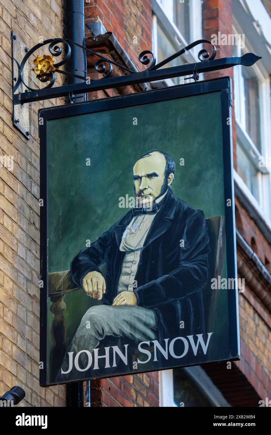 London, UK - January 15th 2024: The traditional hanging pub sign on the ...