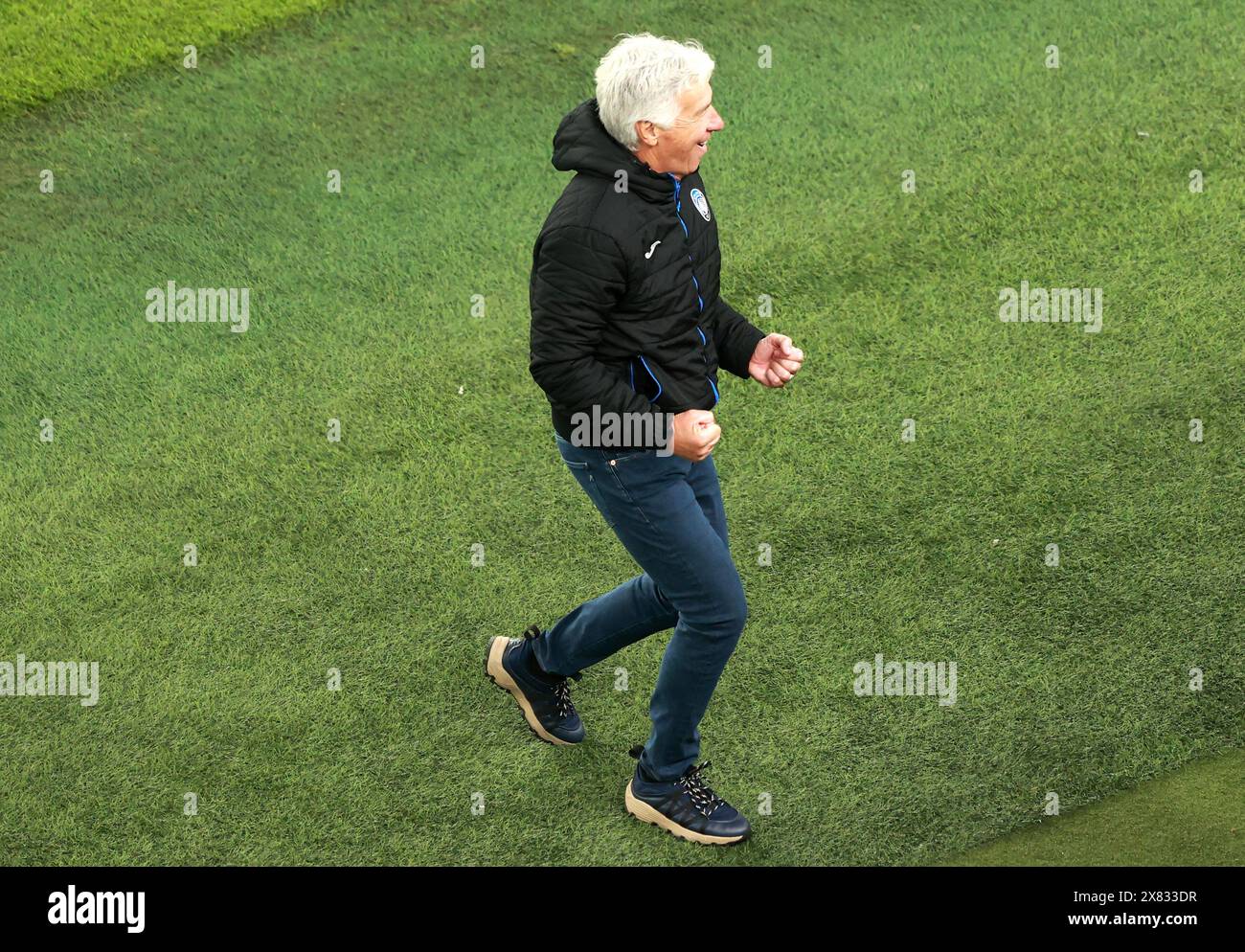 Atalanta manager Gian Piero Gasperini celebrates after winning the UEFA ...