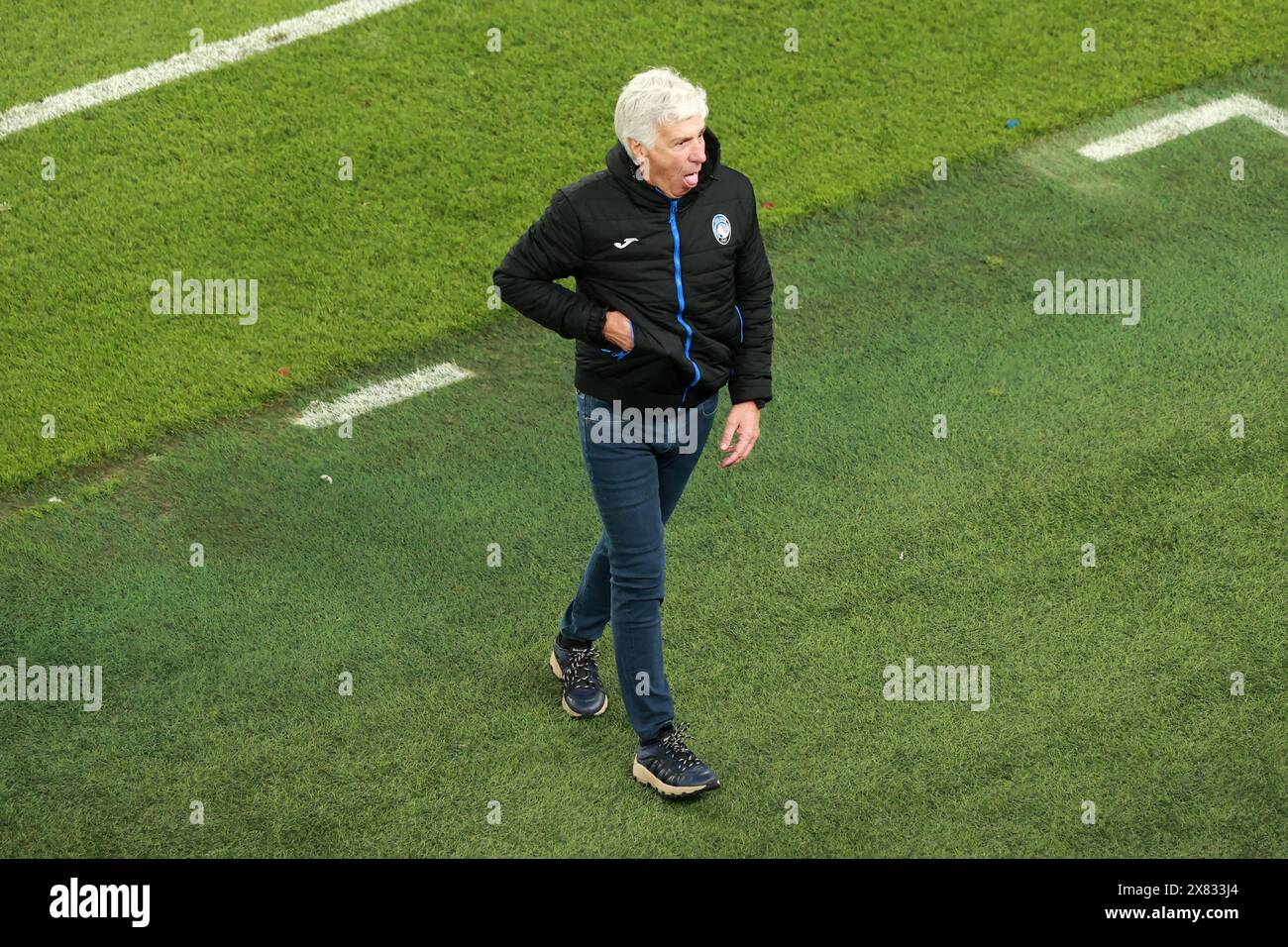 Atalanta manager Gian Piero Gasperini celebrates after winning the UEFA ...