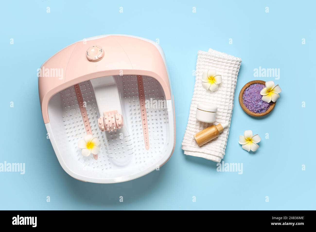 Foot spa supplies hi-res stock photography and images - Alamy