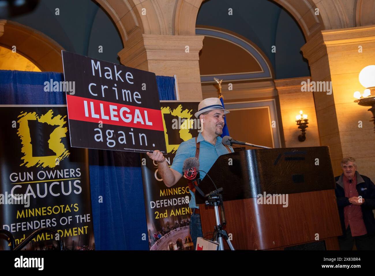 Pro second amendment sign hi-res stock photography and images - Alamy