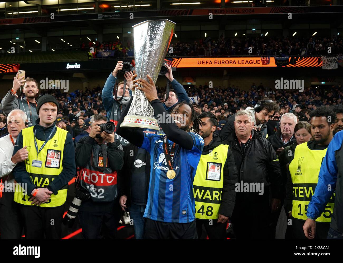Atalanta's Ademola Lookman celebrates with the trophy after the UEFA ...