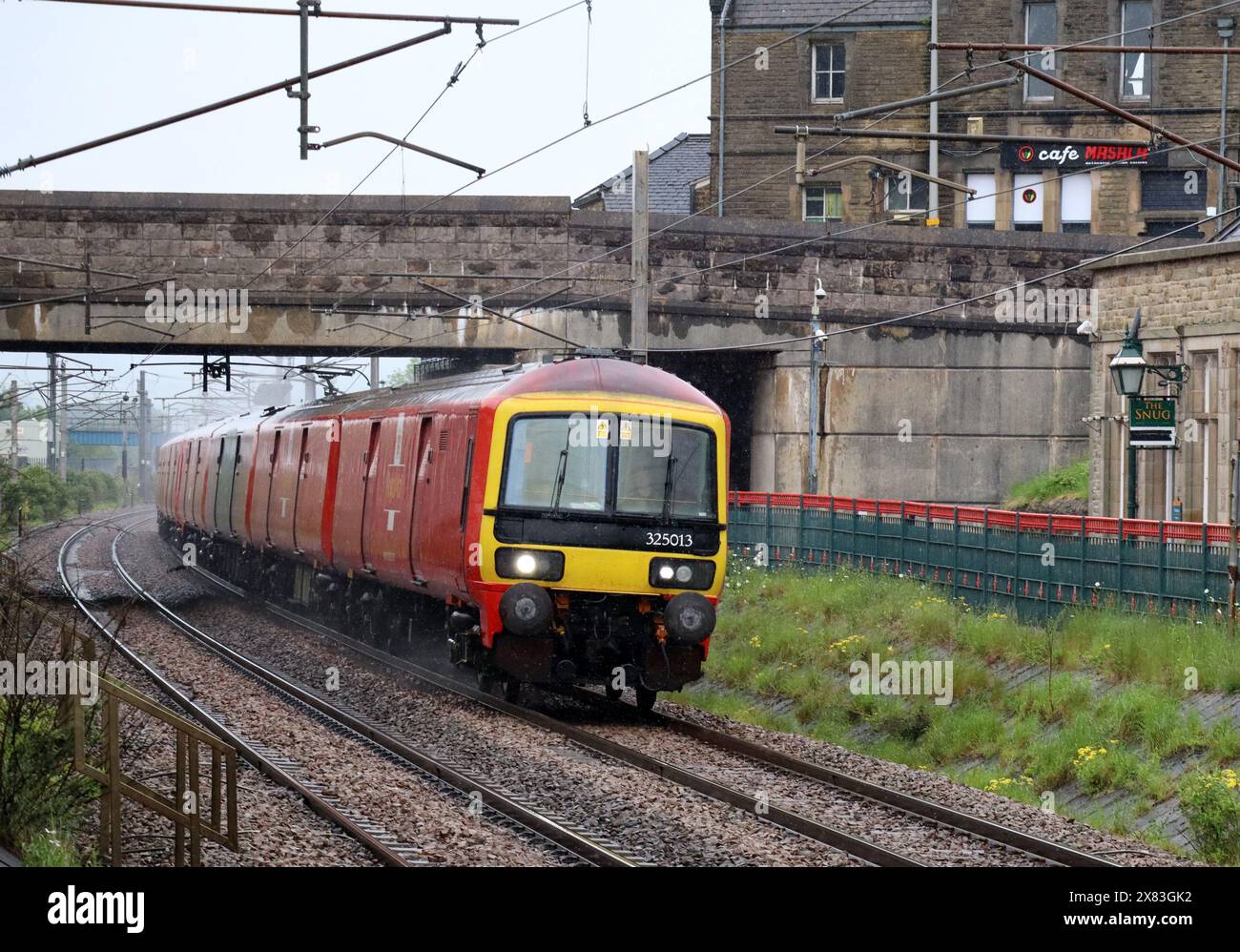 Class 325 electric multiple unit, number 325013, mail train passing ...