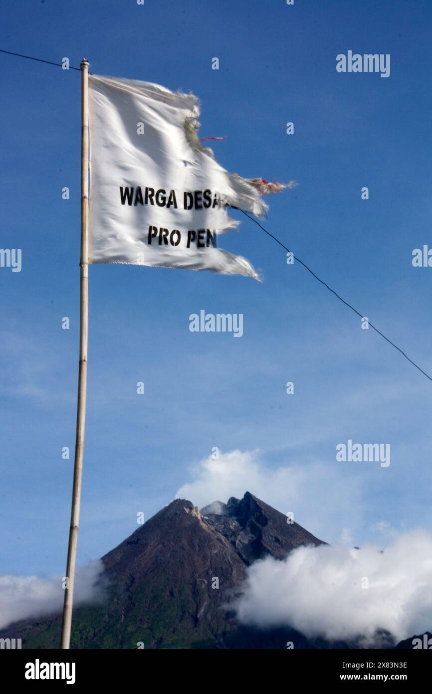 Mount Merapi, has a height of 2968 meters. The mountain famous for its ...