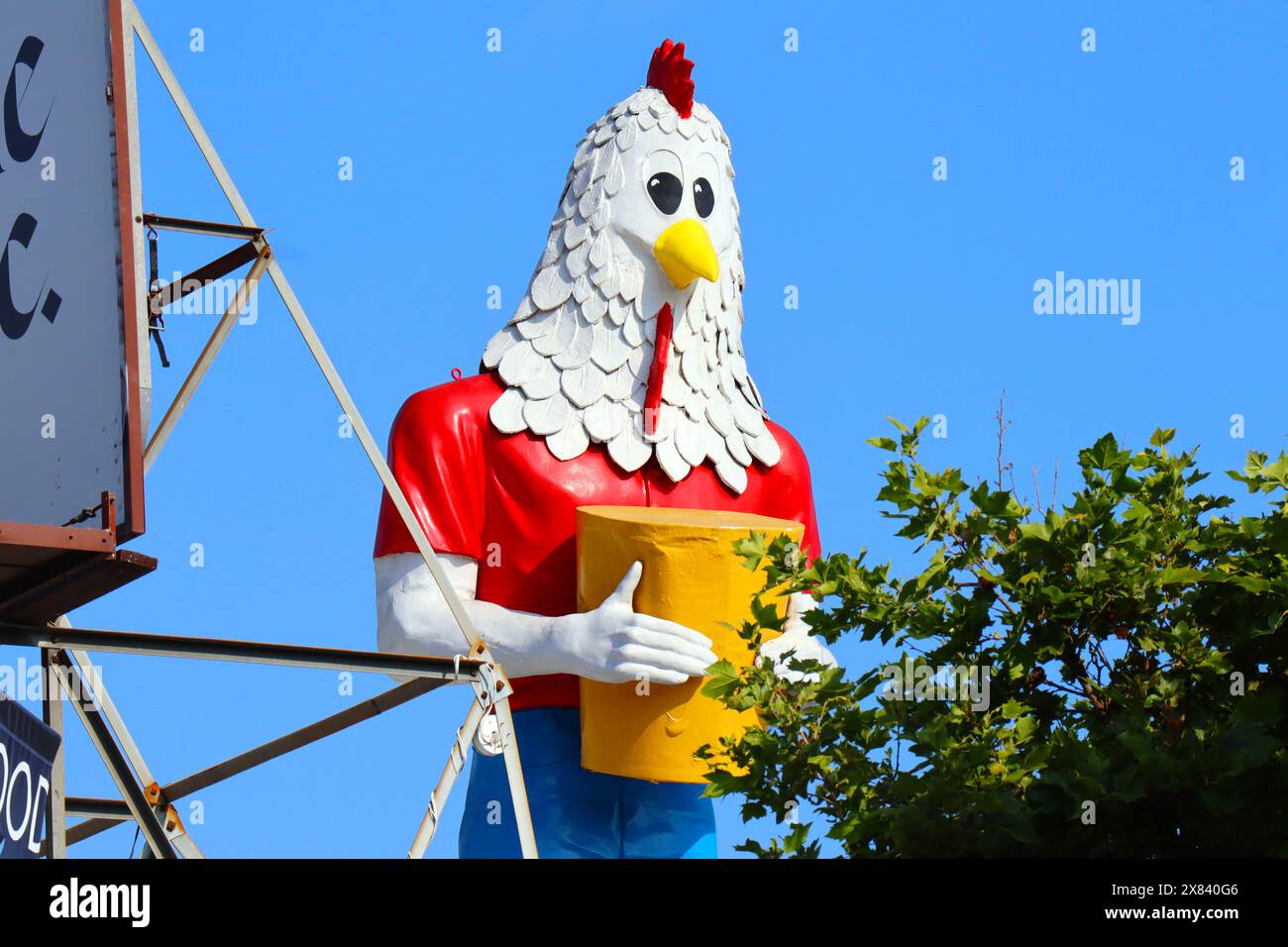 Los Angeles, California: Chicken Boy, The Statue of Liberty of Los ...