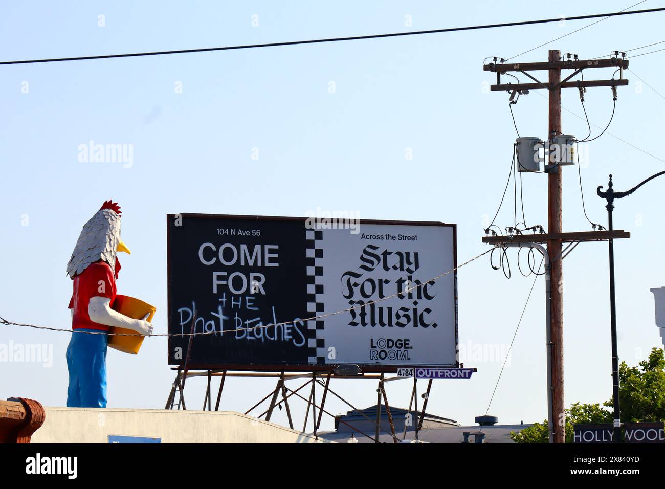 Chicken statue los angeles hi-res stock photography and images - Alamy