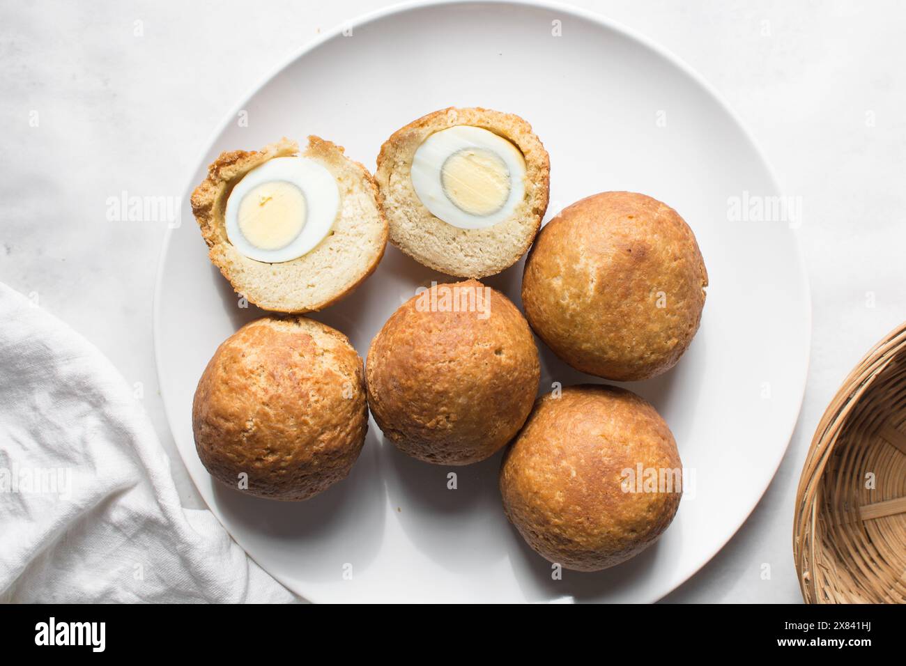 Nigerian egg rolls hi-res stock photography and images - Alamy