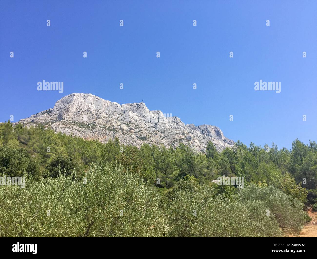 Paul cezanne paintings hi-res stock photography and images - Alamy