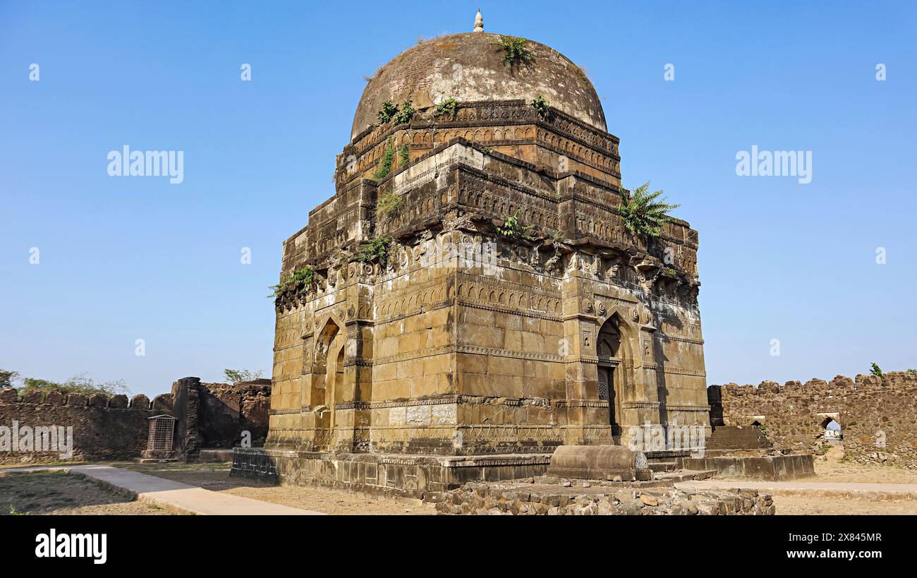 Burhanpur architecture hi-res stock photography and images - Alamy