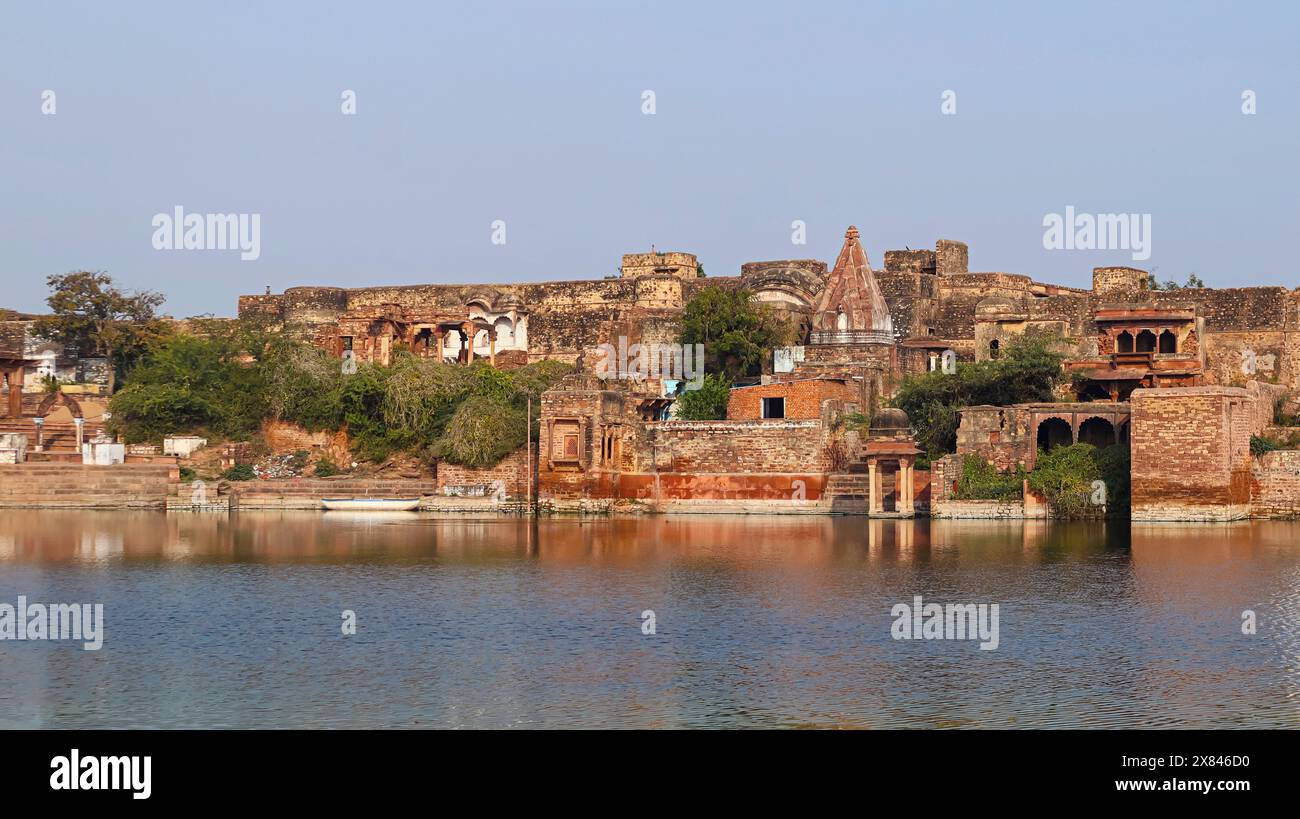 Ruined Palace and Temples Around Muchkund Sarovar, Dholpur, Rajasthan ...