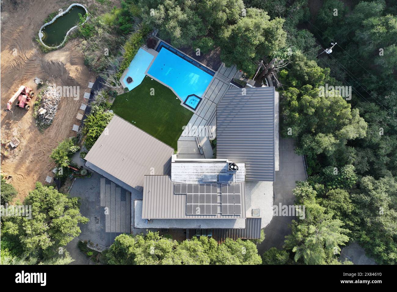 An aerial view of mansion house purchased by Los Angeles Dodgers player ...
