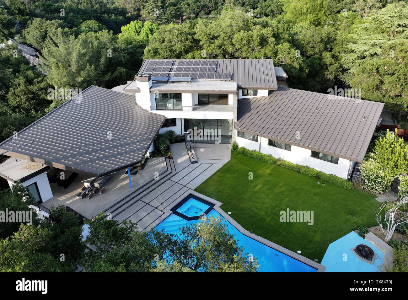 An aerial view of mansion house purchased by Los Angeles Dodgers player ...