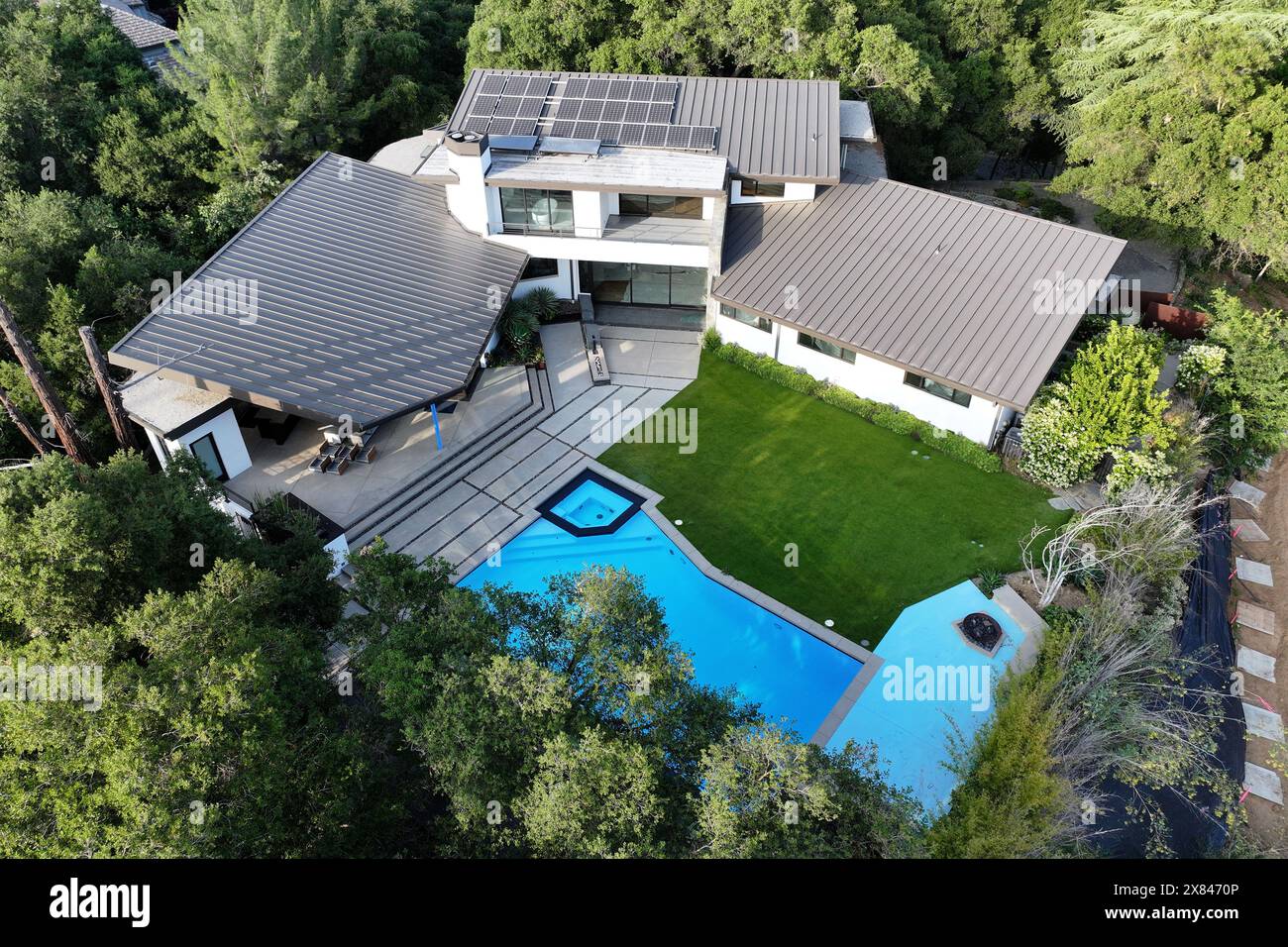 An aerial view of mansion house purchased by Los Angeles Dodgers player ...