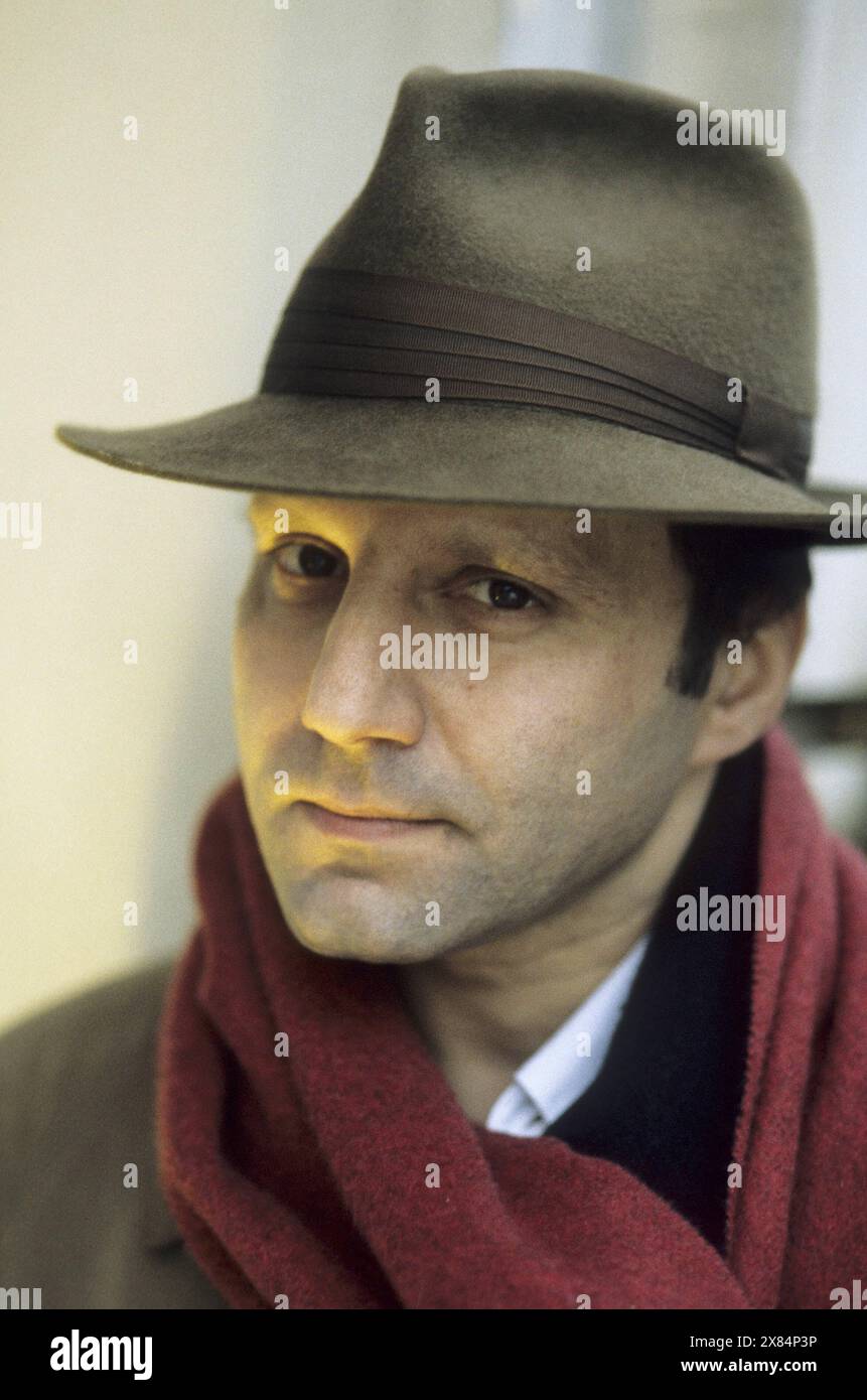 Olivier RUBINSTEIN - Date : 19990201 ©John Foley/Opale.photo Stock ...