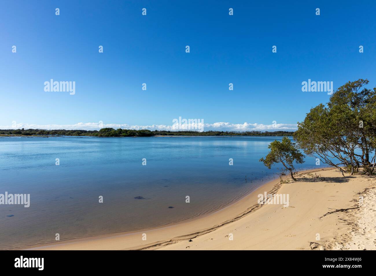 Urunga, town on the coast near Coffs Harbour, Urunga lagoon where ...