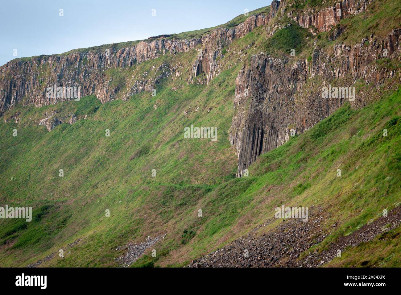 The Organ rock formation at the Giant's Causeway in Northern Ireland ...
