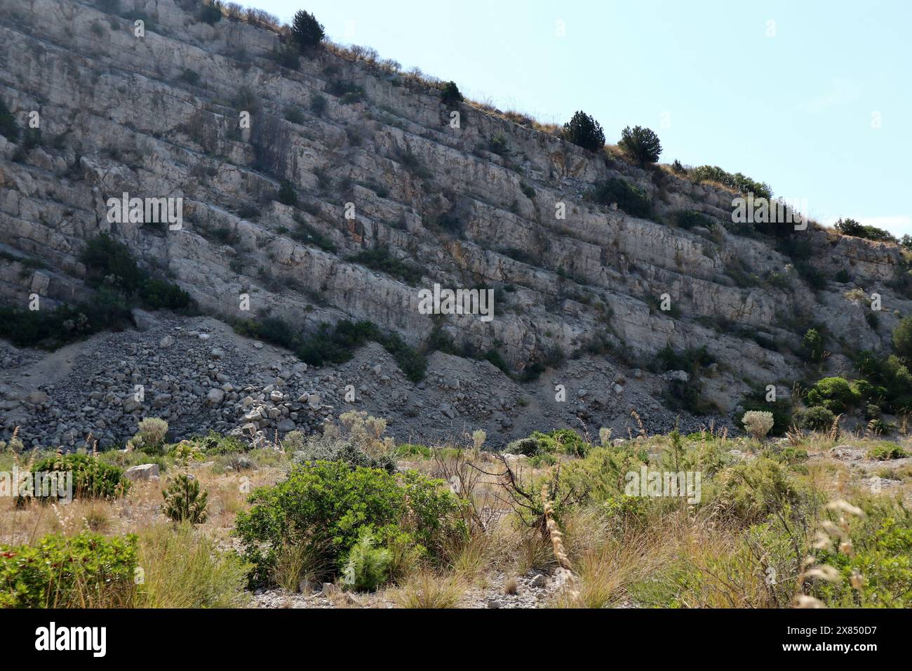 Ieranto - Particolare della ex cava Italsider Stock Photo - Alamy