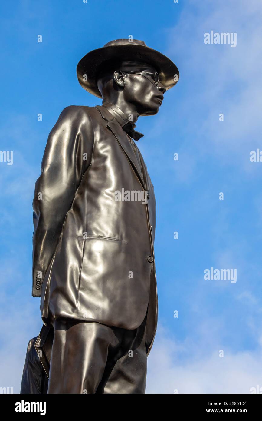 Fourth plinth 2024 hi-res stock photography and images - Alamy