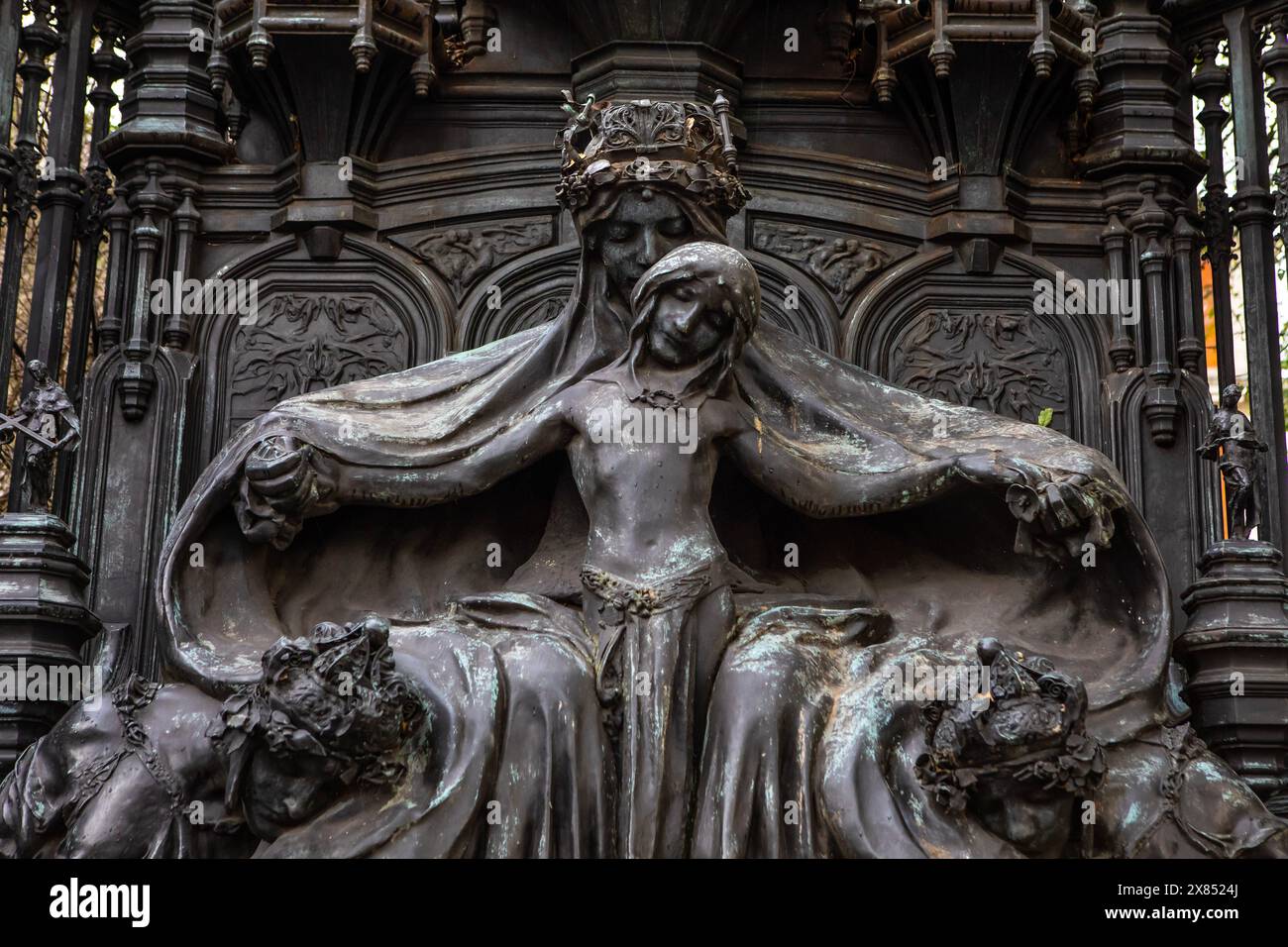 London, UK - February 19th 2024: Close-up of the stunning Queen ...
