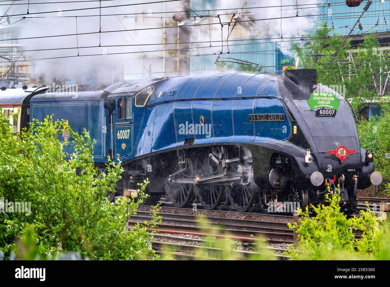 A rainy day at Warrington Bank Quay station as the A4 Pacific loco Sir ...