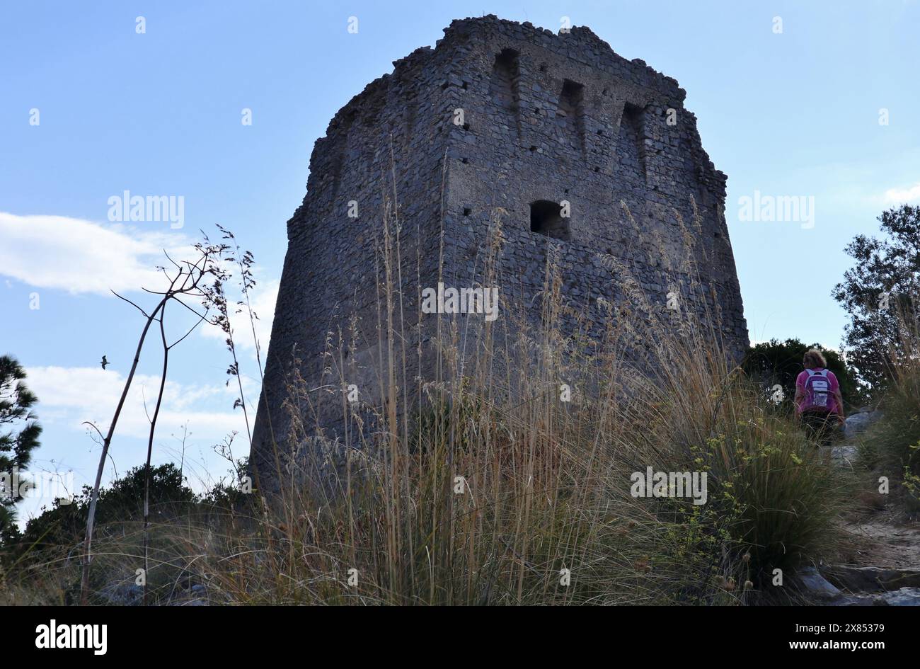 Torre di montalto massa hi-res stock photography and images - Alamy
