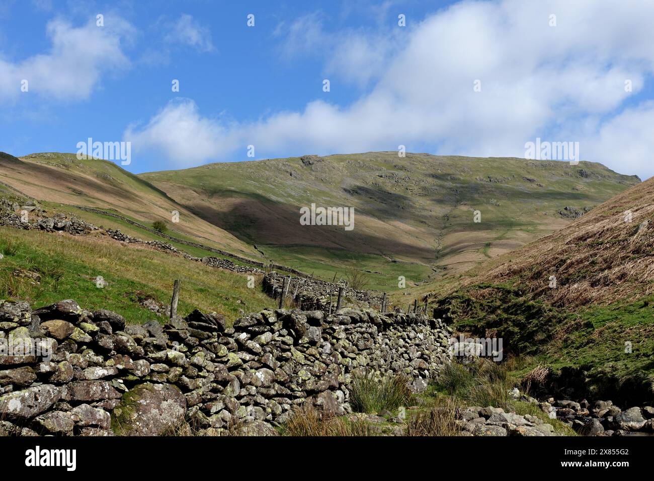 The Wainwright Fell 'Seat Sandal' from the Coast to Coast path from ...