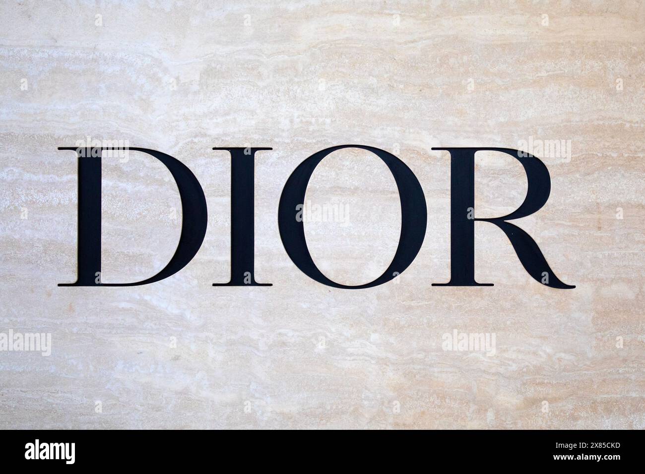 Dior symbol hi-res stock photography and images - Alamy
