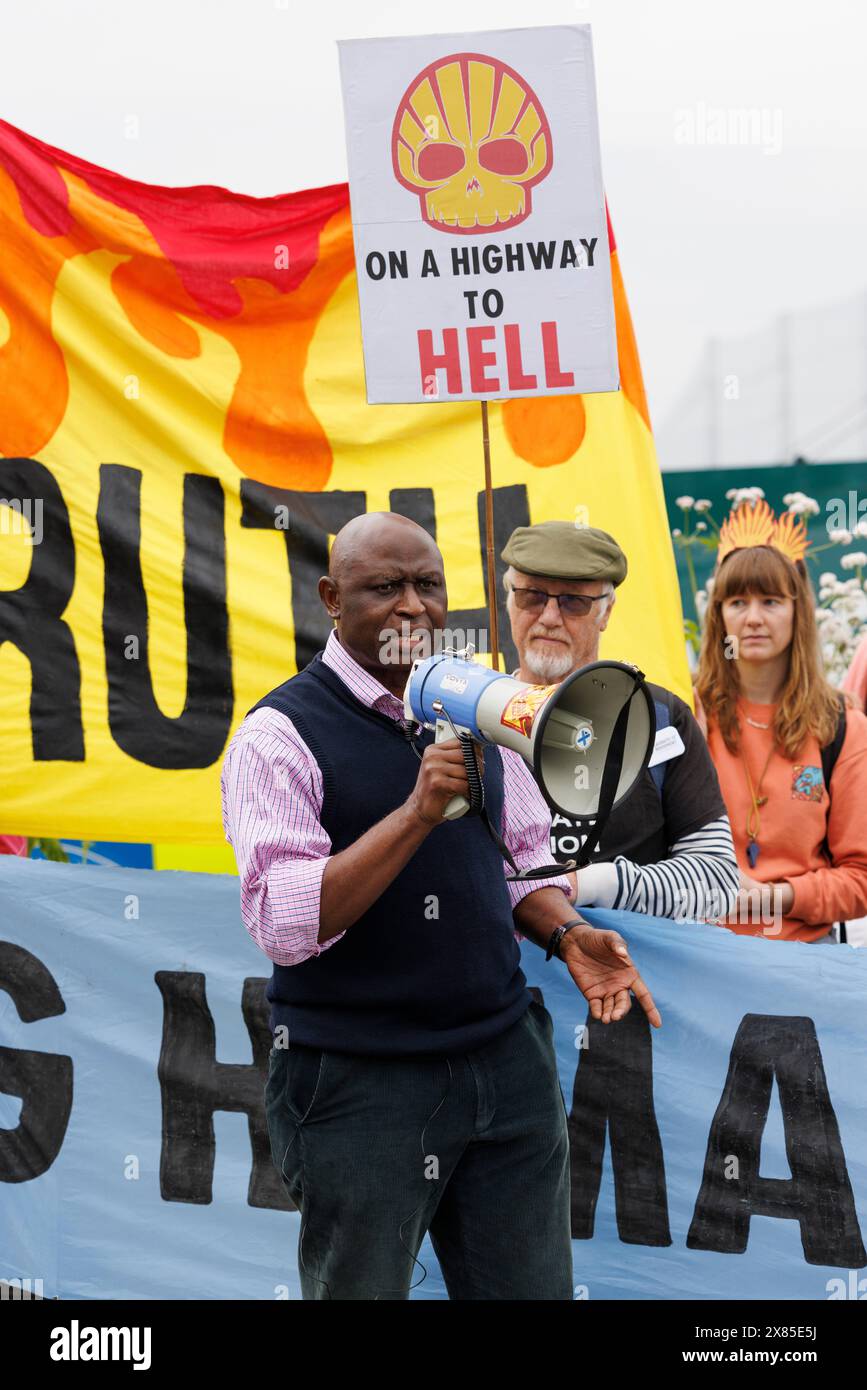 21st May 2024. North Greenwich, London, UK. Protest outside the Shell ...