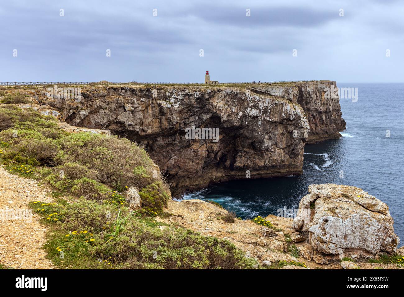 Lighthouse at Fortaleza de Sagres (Fortress of Sagres), Algarve ...