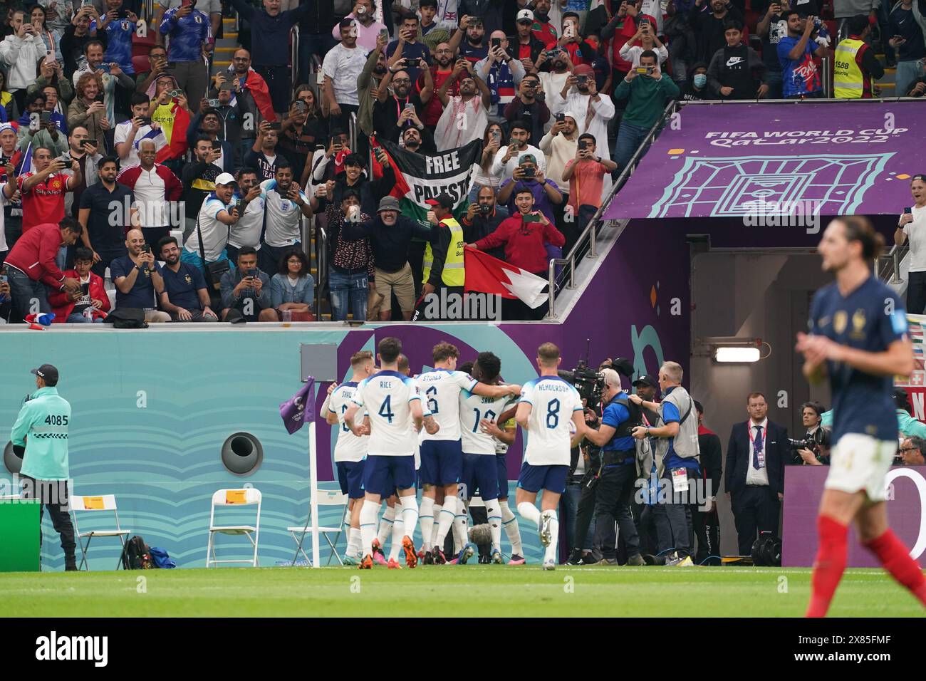 Doha, Qatar. 10th. Dicember 2022. England celebrate goal (Kane) during ...