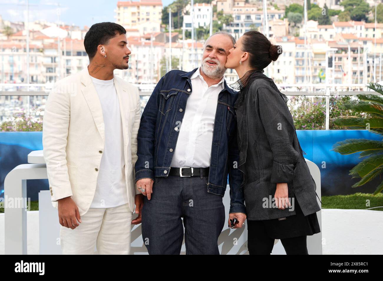 Iago Xavier, Karim Ainouz und Nataly Rocha beim Photocall zum Kinofilm ...