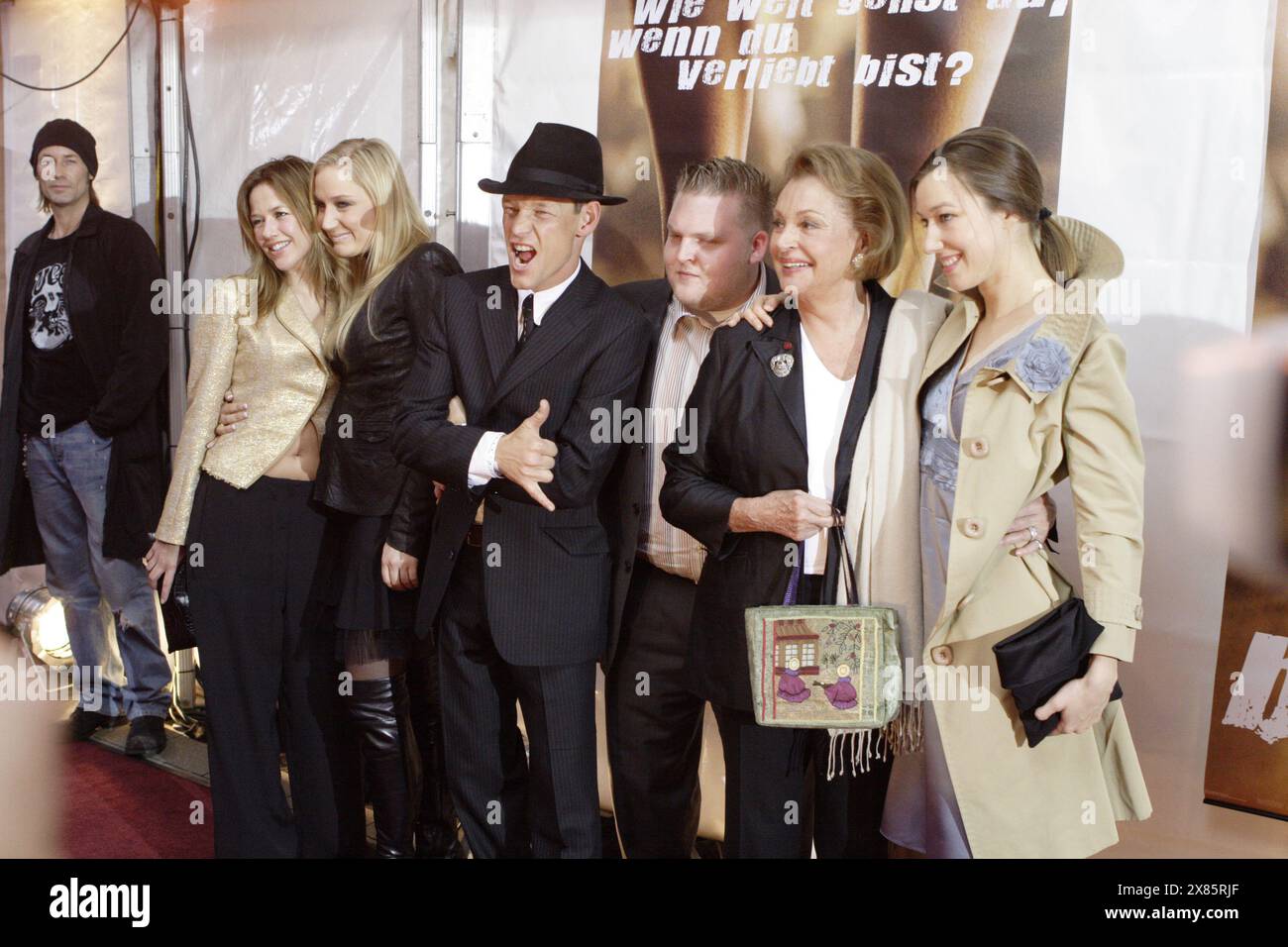 Alexandra Neldel, Janine Kunze, Steffen Wink, Axel Stein, Nadja Tiller ...