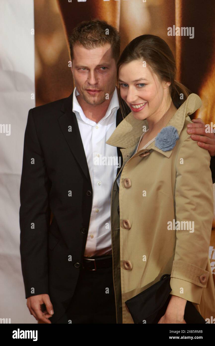 Til Schweiger und Johanna Wokalek bei der Premiere seines Films ...