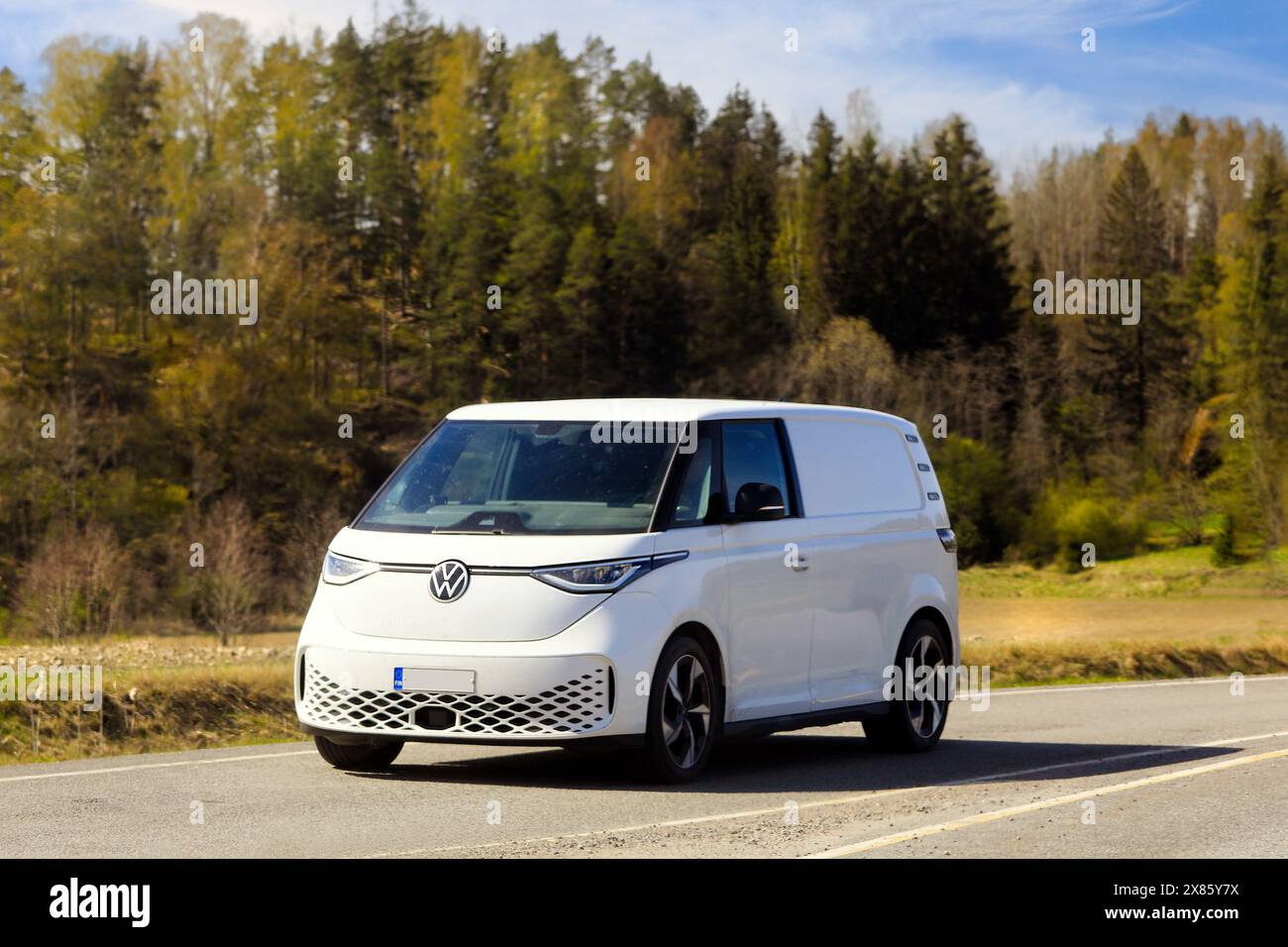 Vw id buzz 2024 hi-res stock photography and images - Alamy