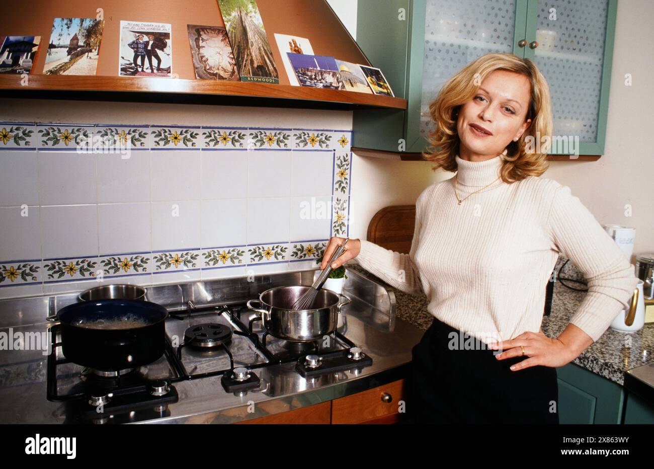 Edda Leesch, deutsche Schauspielerin und Drehbuchautorin, zuhause in ...