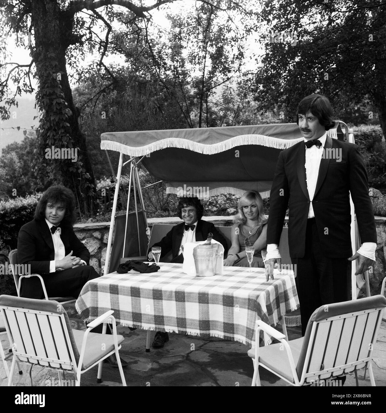 Barbara nielsen Black and White Stock Photos & Images - Alamy