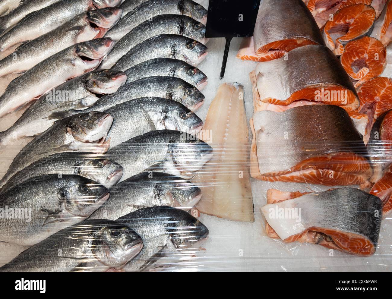 Fish market, fresh fish in street market, fresh fish, social issue ...