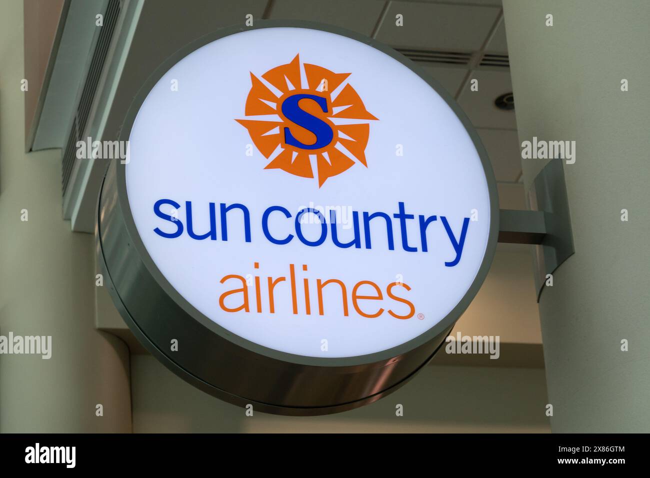 Suncountry Logo Sun Country Airlines Brand Positoining And Campaign