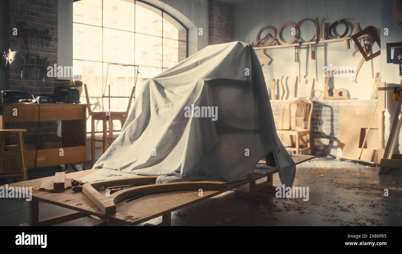 Establisher shot hi-res stock photography and images - Alamy