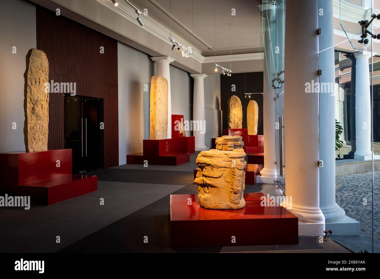 Pre-Hispanic art, The National Museum of Archaeology and Ethnology ...