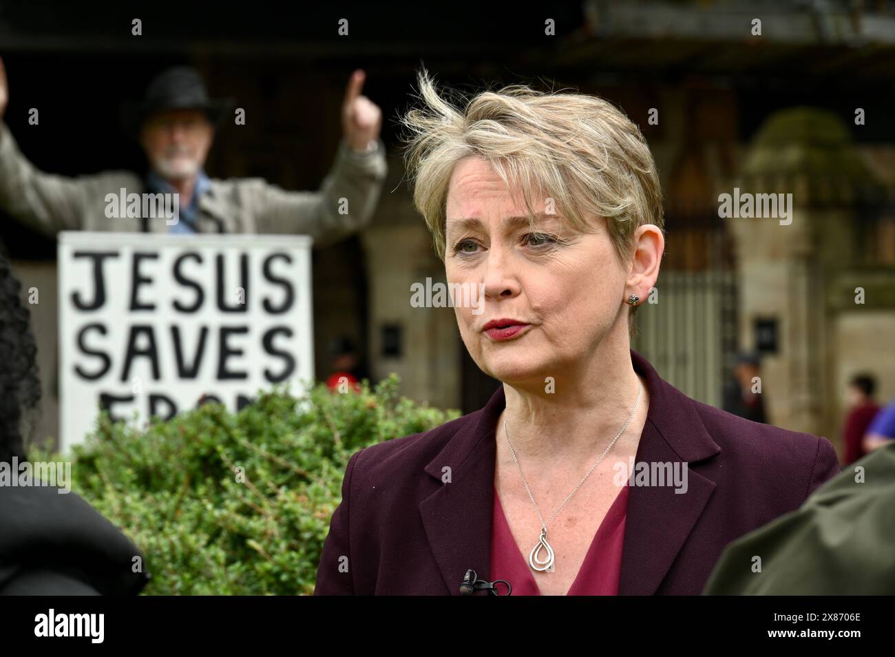 Yvette cooper labour mp hi-res stock photography and images - Alamy
